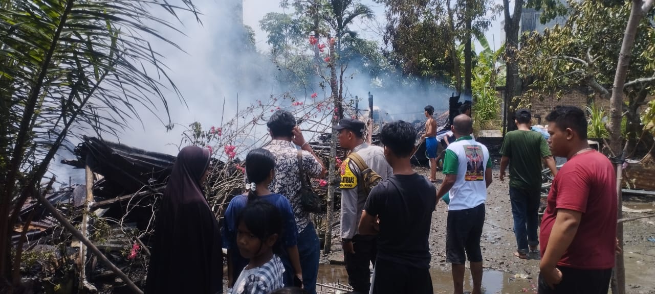 Polsek Perbaungan Investigasi Kebakaran di Lingkungan Banten - Media ...